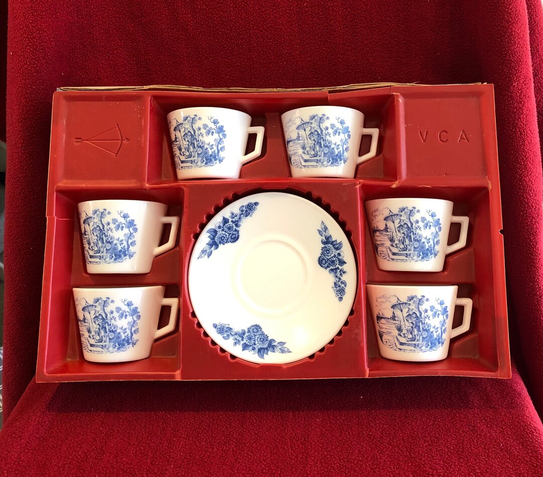 Arcopal Opaleware Tea Cup Set: Toile De Jouy Chinese Garden Pattern ...