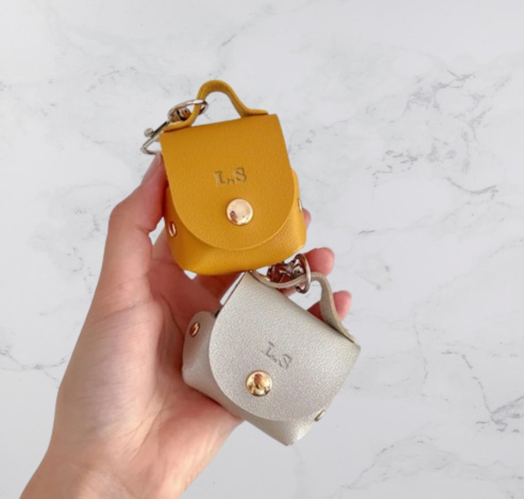 Personalized Custom Engraved Initials Monogram Leather AirPod Case ...