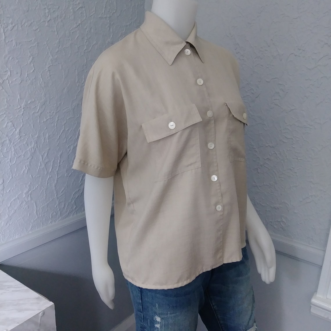 Vintage Beige Button up Shirt by Jaeger - Collared, Front Pockets ...