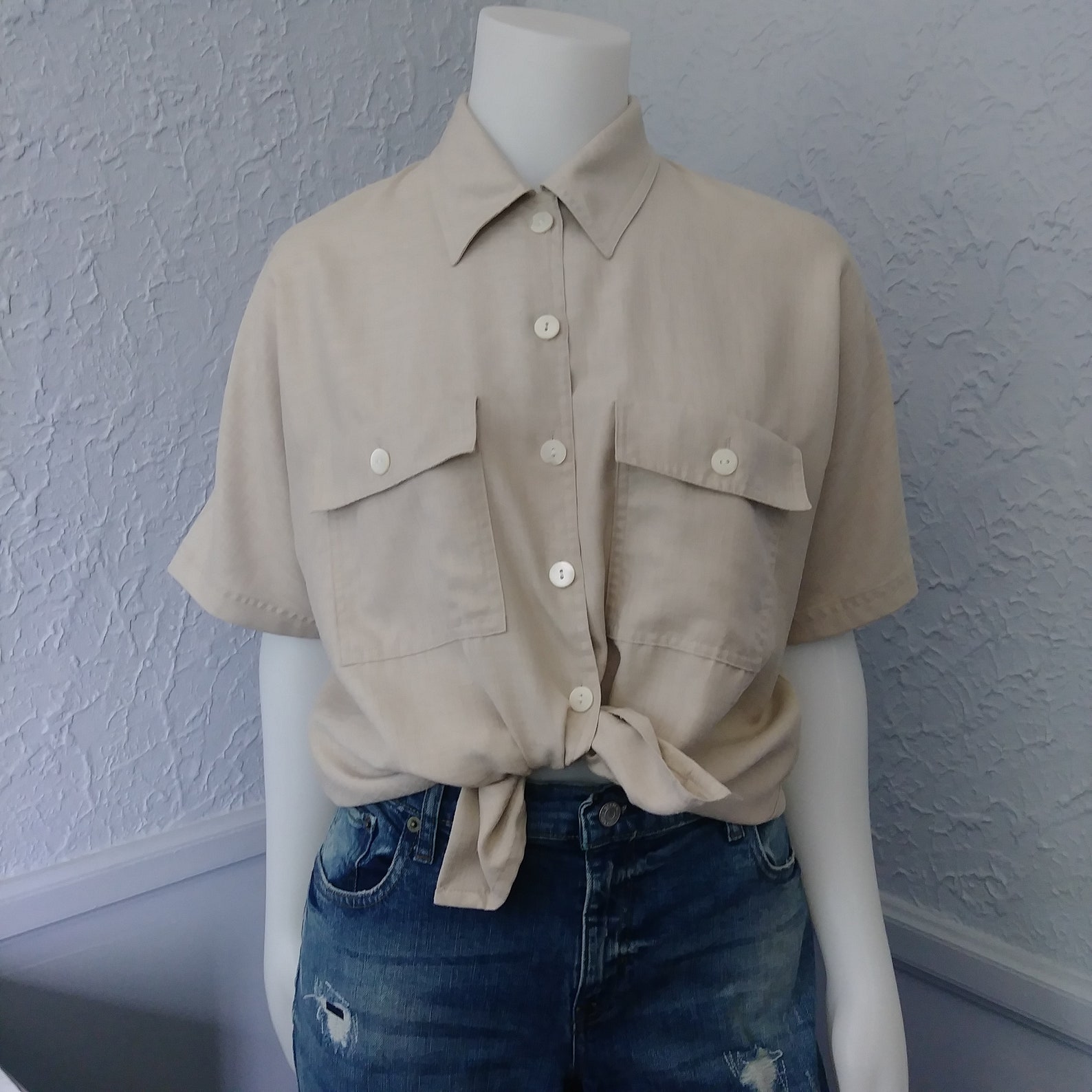Vintage Beige Button up Shirt by Jaeger - Collared, Front Pockets ...