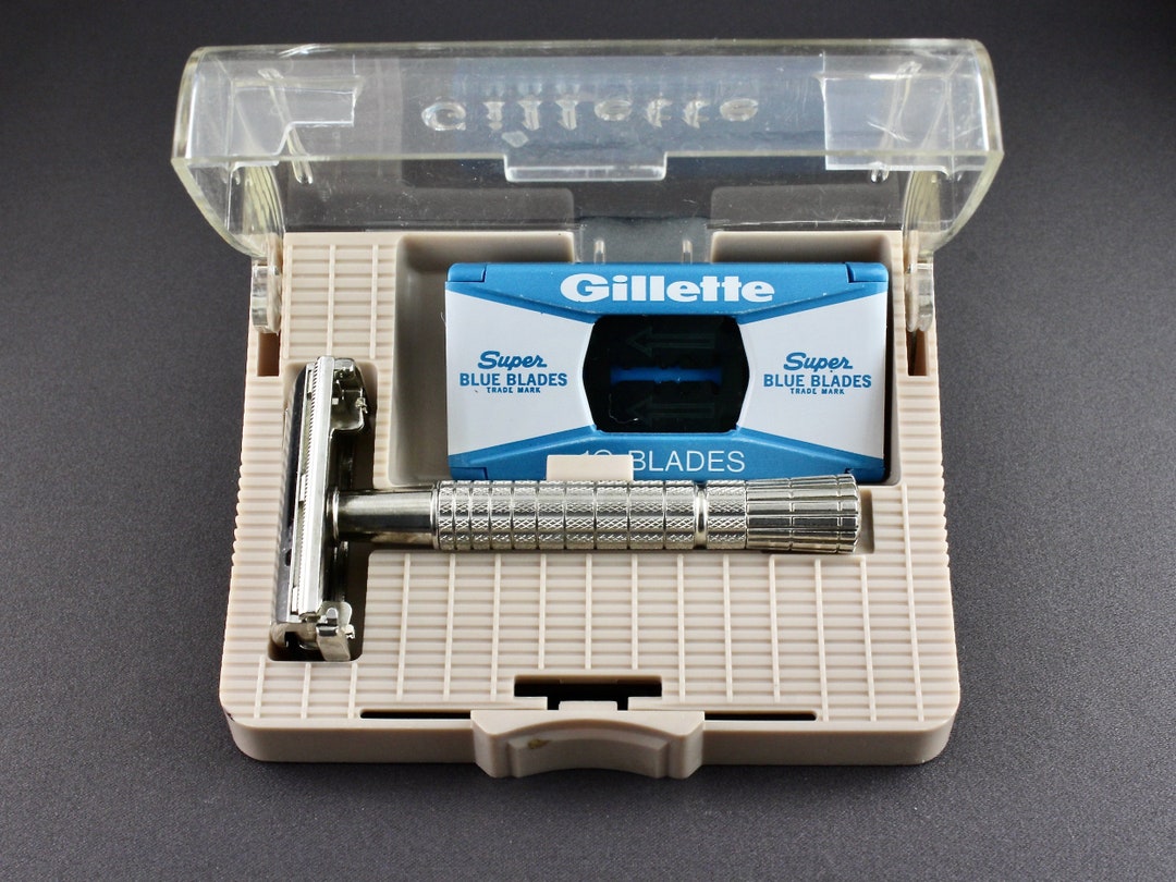 Vintage 1957 C2 Gillette Flare Tip TTO Silver Double Edge Safety Razor ...