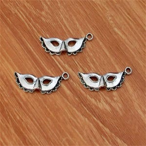 20pcs Mask Charms Masquerade Charms Antique Silver Tone 31x10mm Cf0063 ...