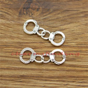 20pcs Handcuff Charms Freedom Charm Linked Together Antique Silver Tone ...