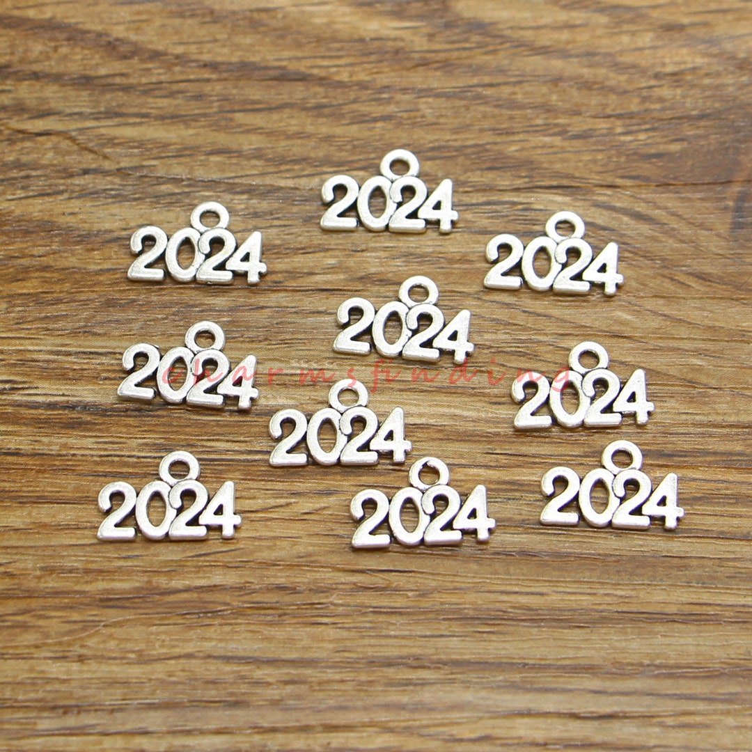 50/100pcs 2024 Charms New Year Charms Graduation Charms Antique Silver ...