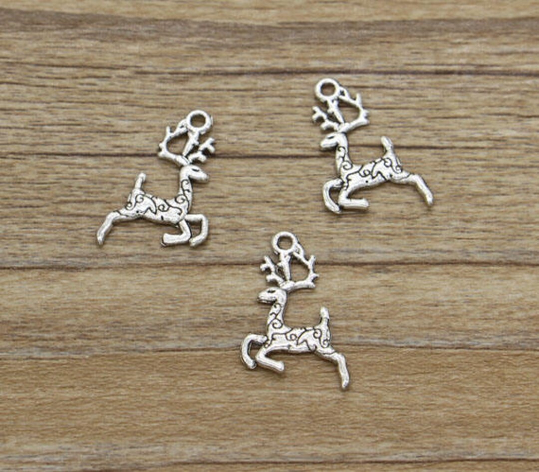 50pcs Reindeer Deer Charms Christmas Charms Antique Silver Tone 25x23mm ...
