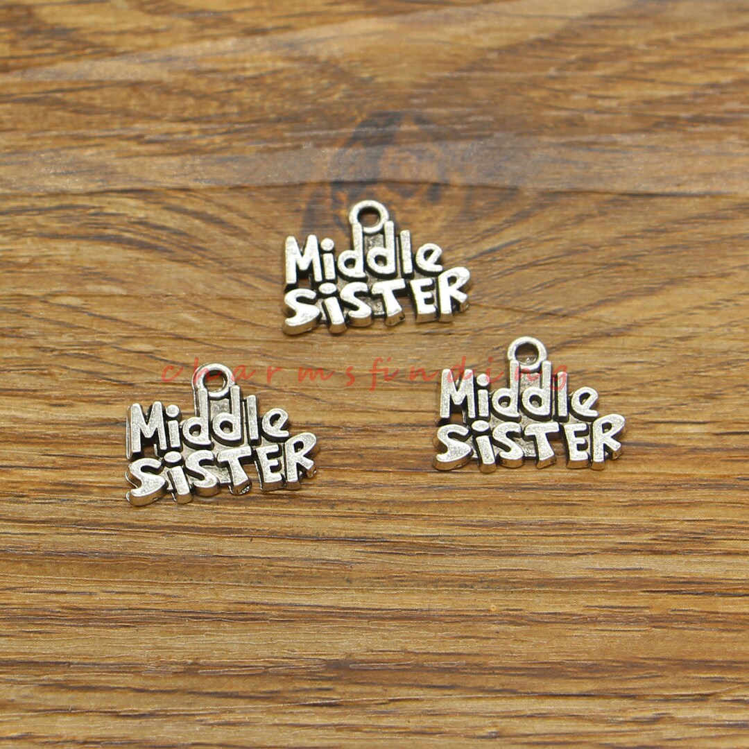 20pcs Middle Sister Sis Charms Family Love Charm Word Antique Silver ...