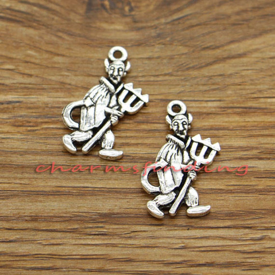 20pcs Devil Charms Halloween Charms Antique Silver Tone 17x26mm Cf3310 ...