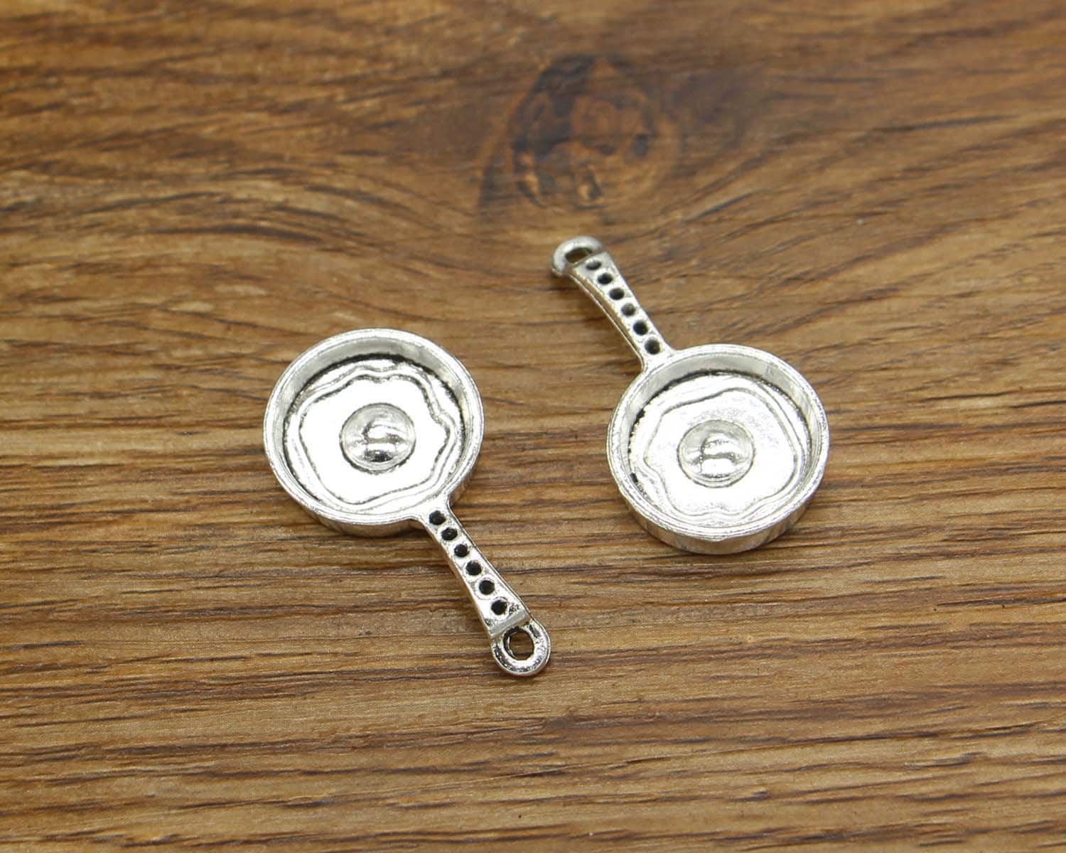 10 Frying Pan Charms Pendants Antique Silver Tone 17x32mm | Etsy