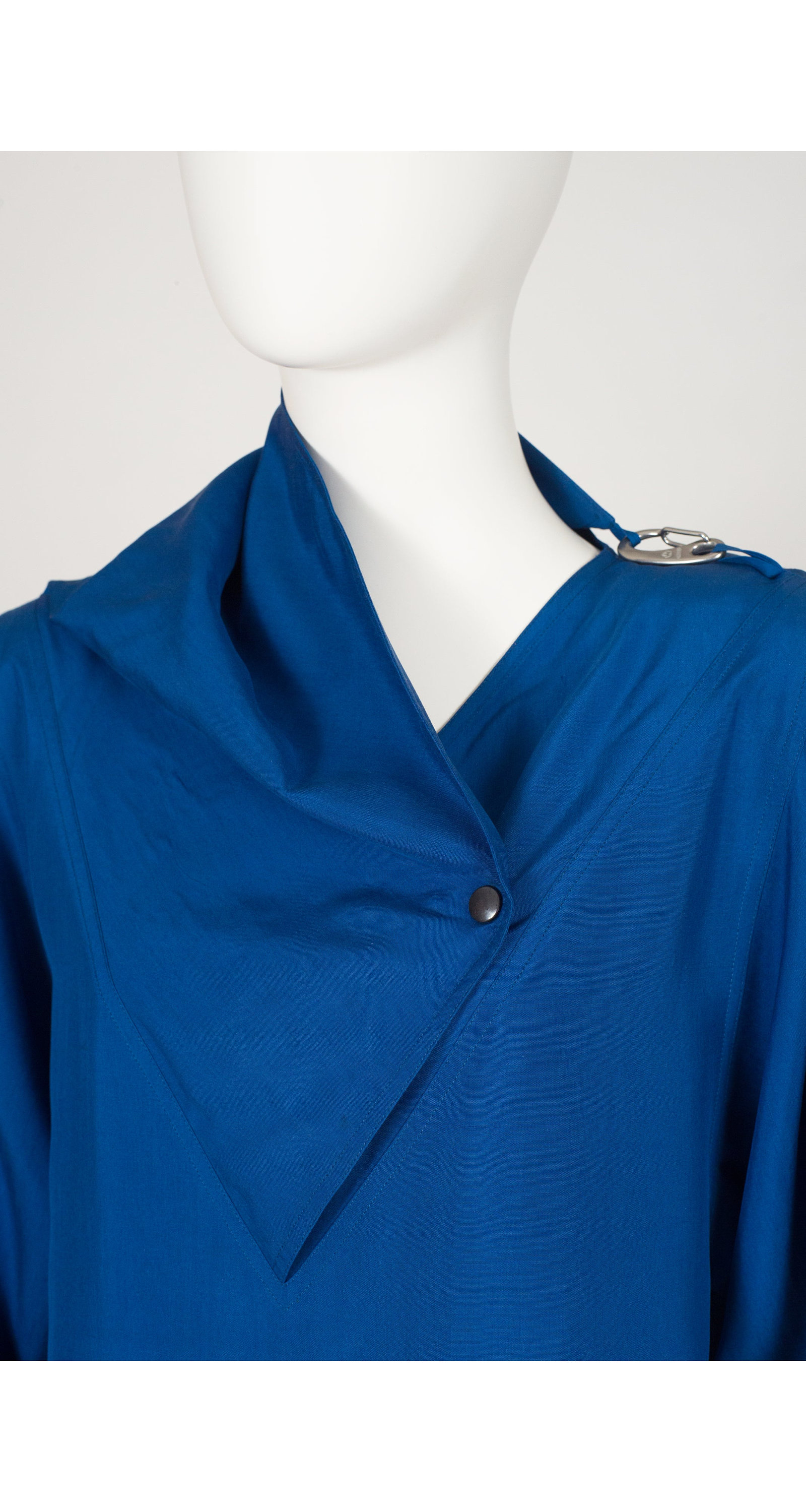 Anne-marie Beretta 1980s Vintage Blue Silk Handkerchief Neck Sack Dress ...