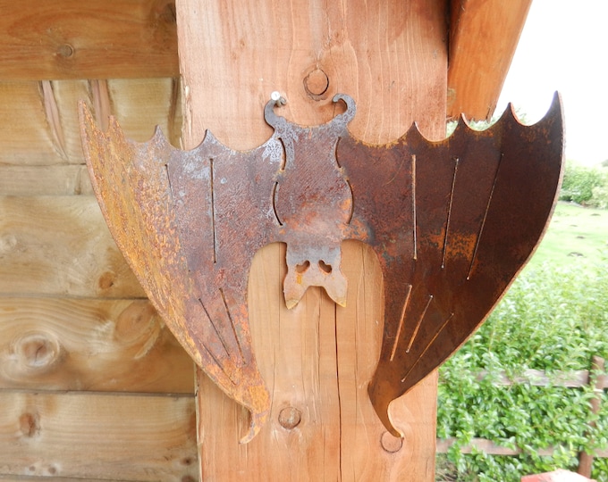 Halloween Bat Decoration / Rusty Metal Bat / Metal Bat Garden Decor ...