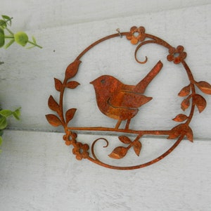 Wren Garden Decor / Rusty Bird Garden Gift / Wren Bird Lover Gift ...