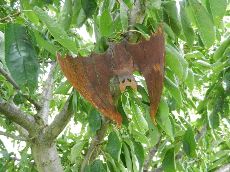 Halloween Bat Decoration / Rusty Metal Bat / Metal Bat Garden Decor ...