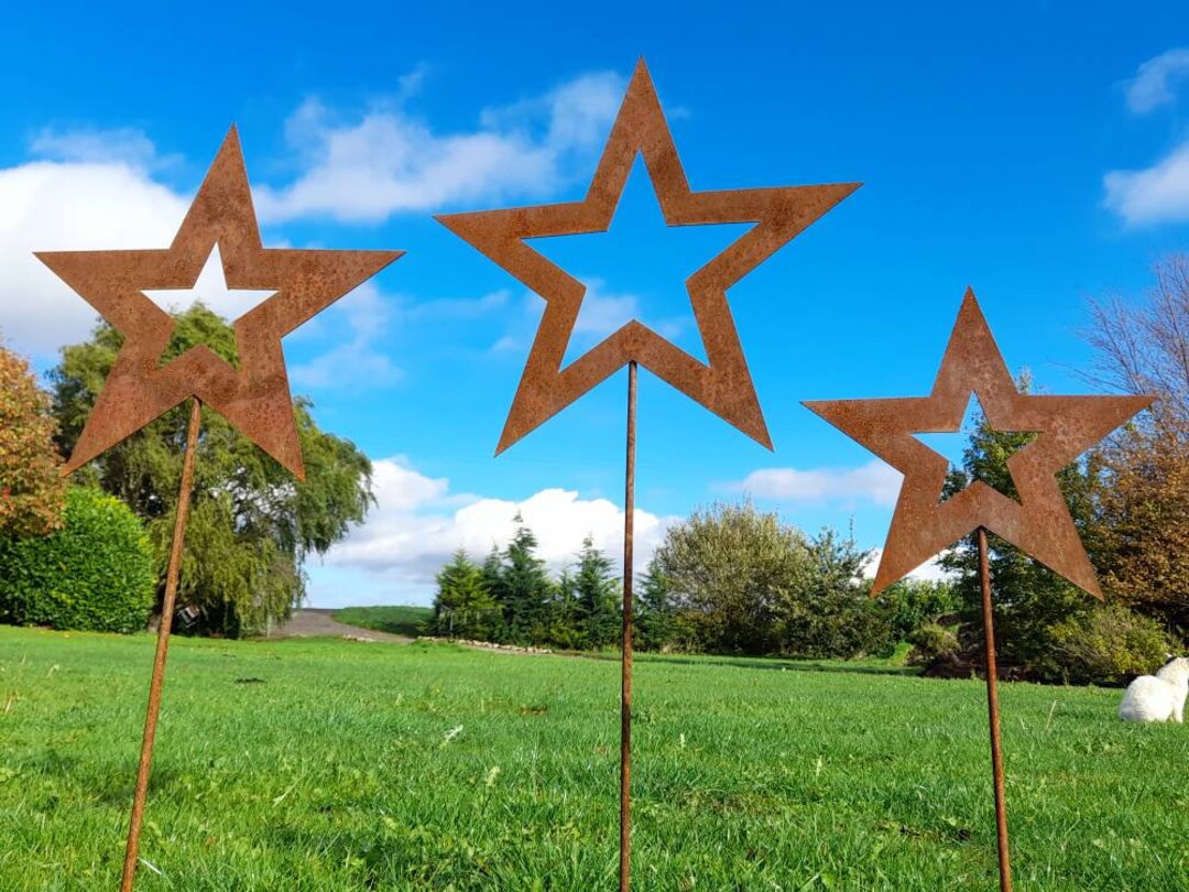 XL Star Garden Decor / Rusty Metal Star Set / Star Garden Stake ...
