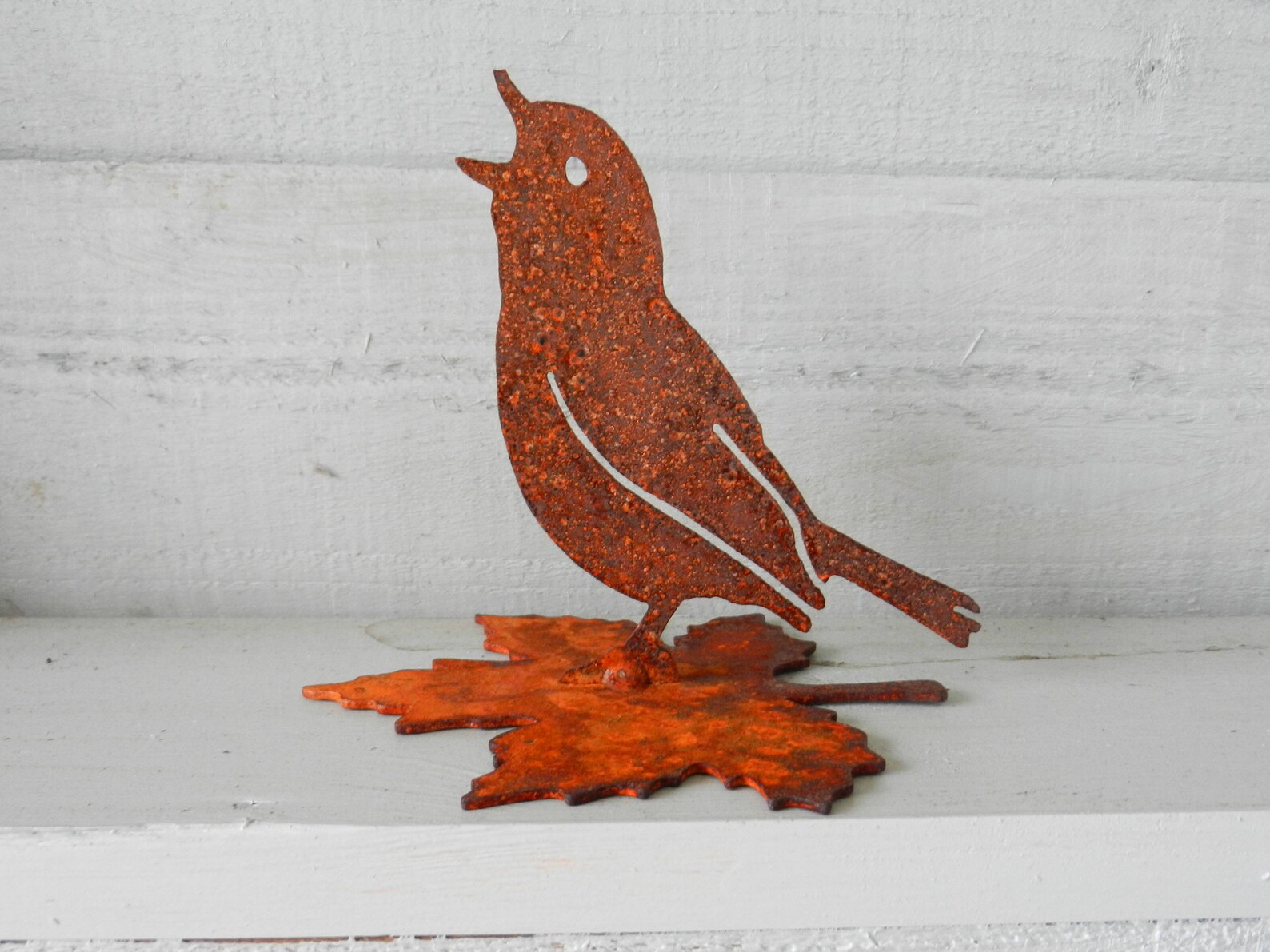 Rusty Metal Wren Upon Leaf / Rusty Birds / Bird Gift / Garden - Etsy