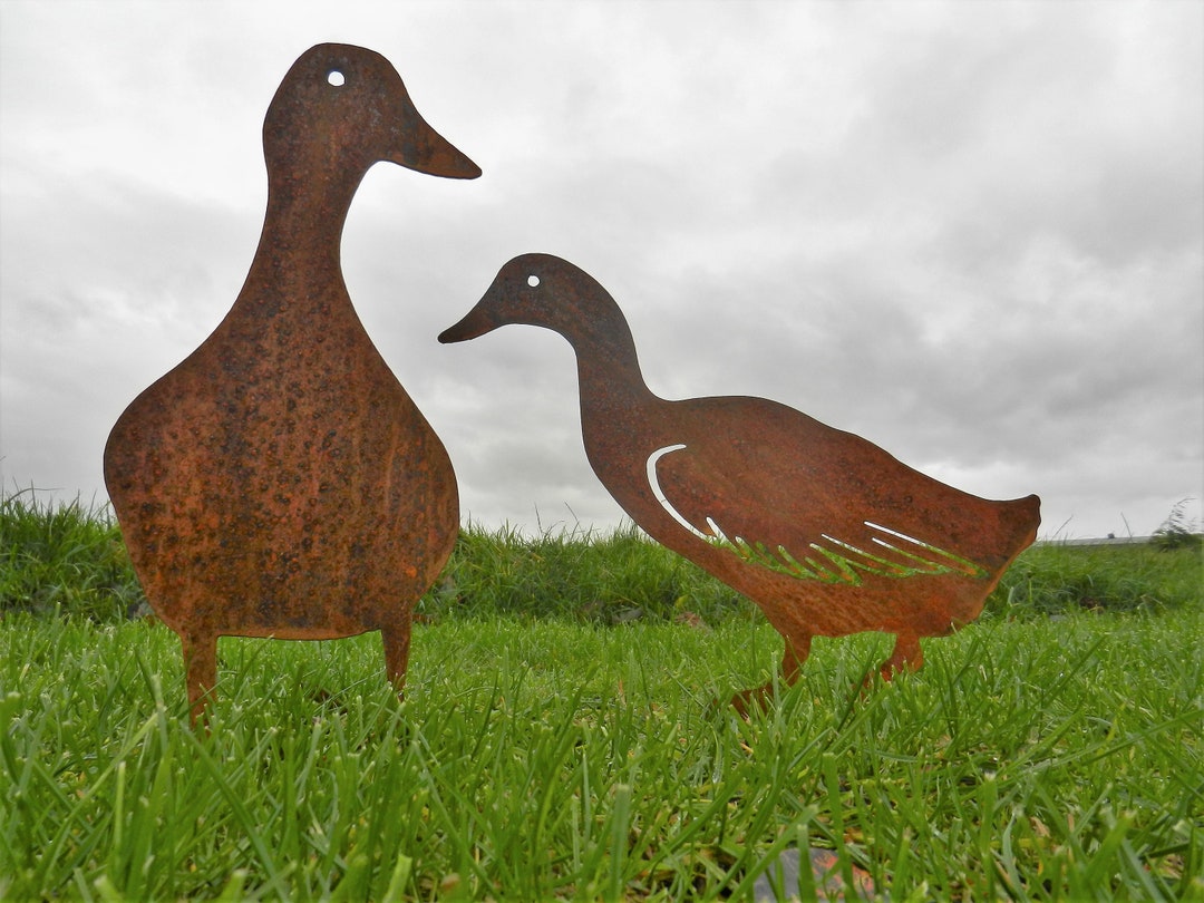 Rusty Metal Duck Garden Decor / Rusty Duck Garden Gift / Rustic Duck ...