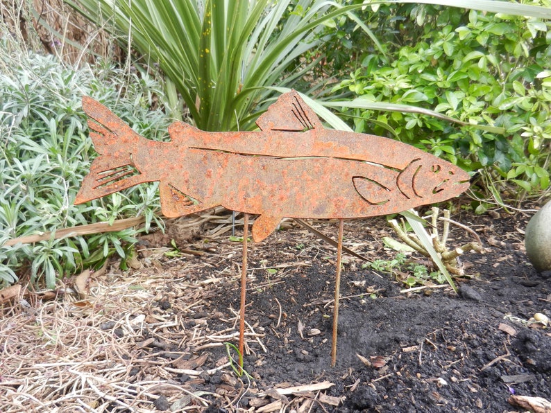Rusty Salmon Stake / Rusty Metal Fish Sculpture / Rusty Fish - Etsy