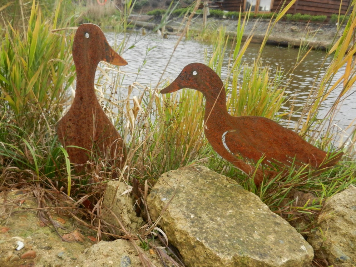 Rusty Metal Duck Garden Decor / Rusty Duck Garden Gift / | Etsy