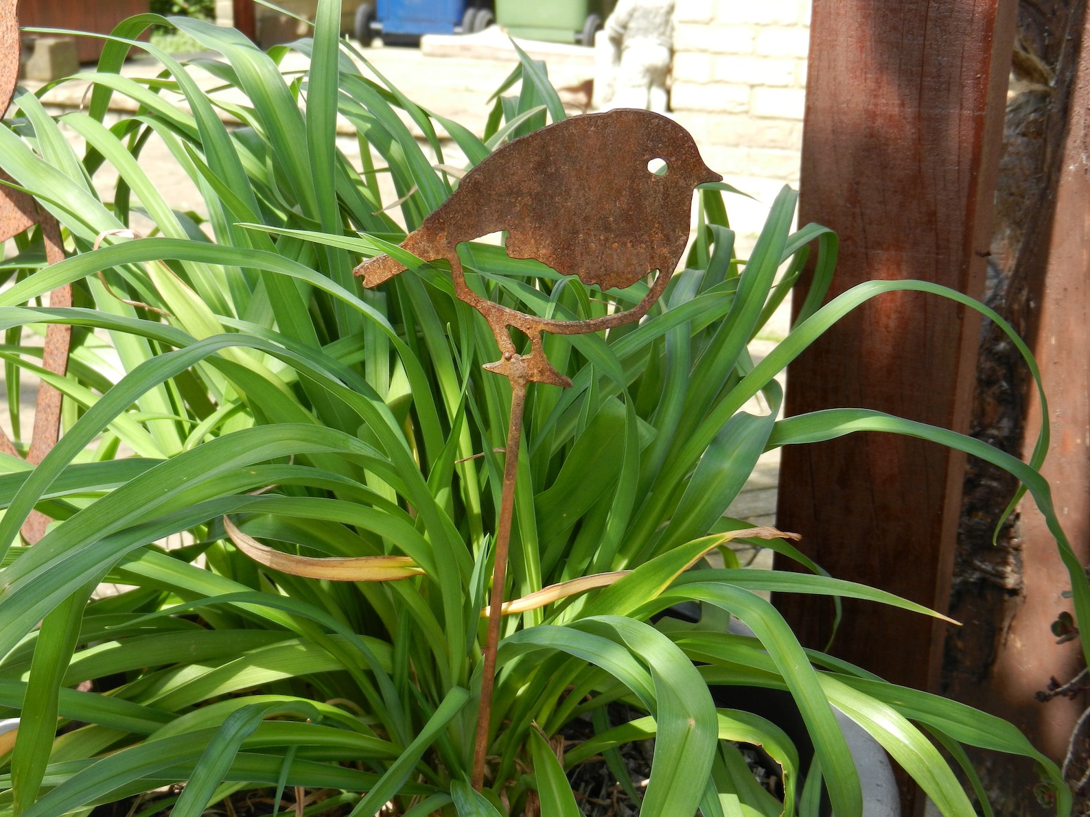Rusty Metal Robin Garden Gift / Rustic Robin Bird Planter - Etsy