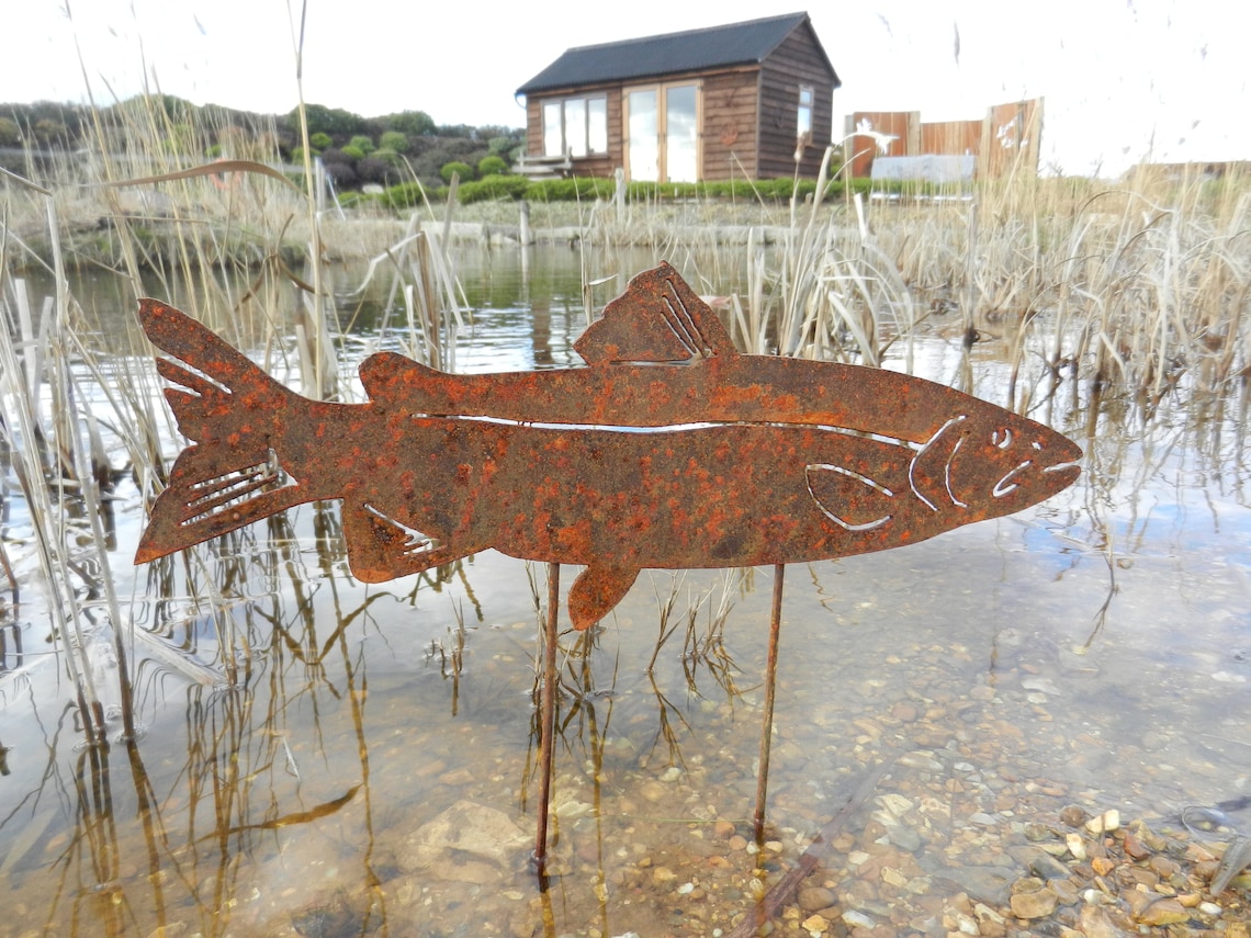 Rusty Salmon Stake / Rusty Metal Fish Sculpture / Rusty Fish - Etsy