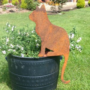 Metal Cat Decor / Cat Garden Ornament / Rusty Metal Cat Garden Art ...