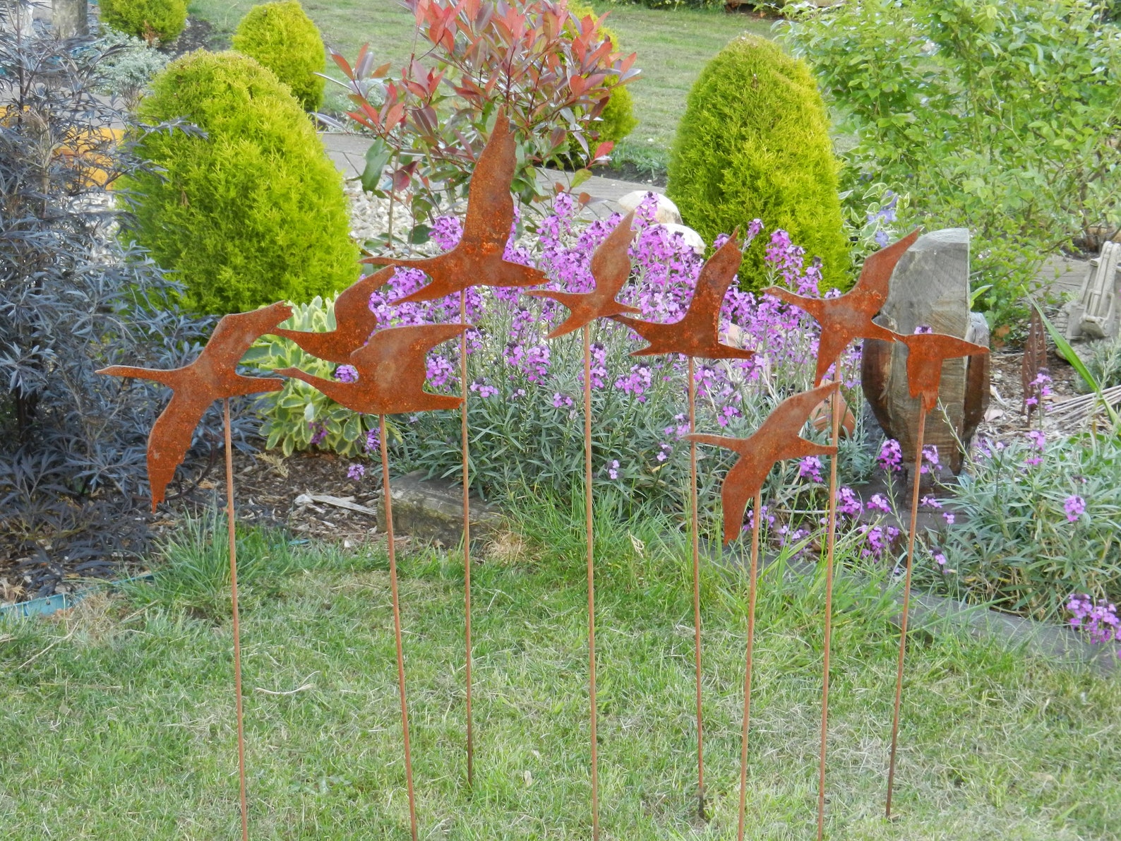 Flying Geese Garden Art / Rusty Metal Geese Sculpture / Swans in Flight ...