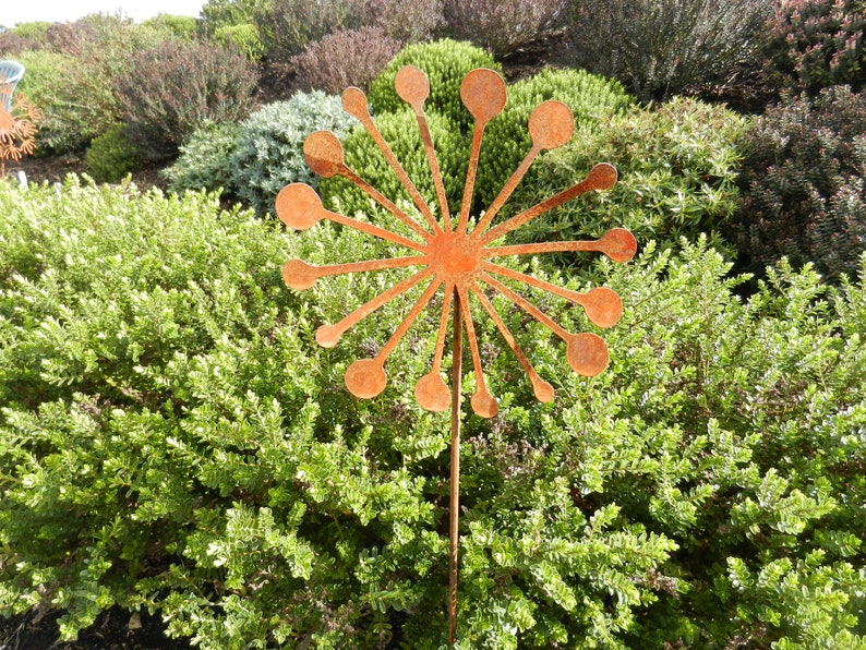Rusty Metal Allium Sculpture / Metal Seed Head Garden Stake / Metal ...