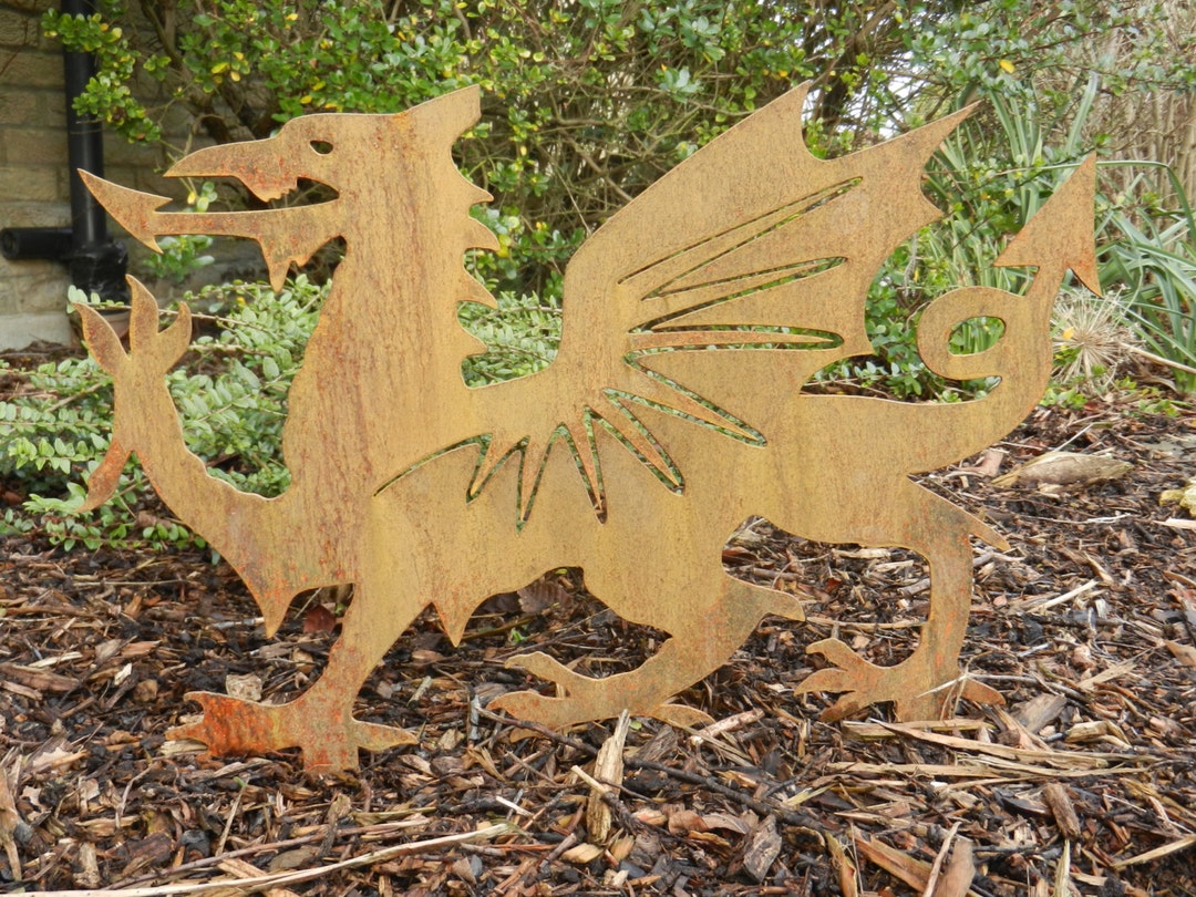 Rusty Metal Welsh Dragon / Welsh Dragon Garden Art / Welsh Gift / St ...