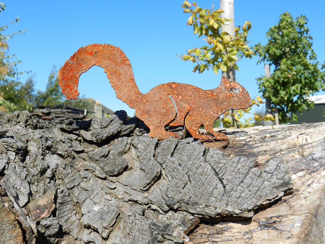 Rusty Metal Squirrel Garden Gift / Rusty Metal Garden Decor / Running ...
