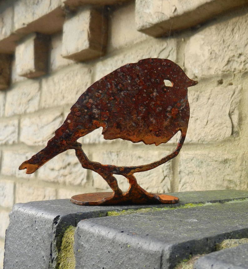 Rusty Metal Wren Bird / Rusty Metal Bird Garden Gift / Bird Fence ...