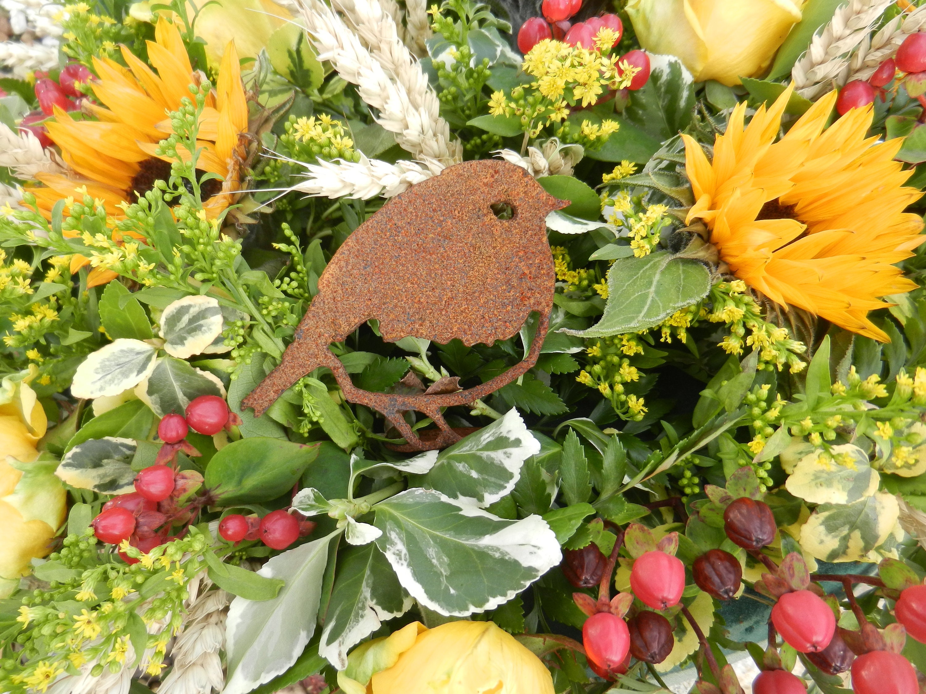 Rusty Metal Robin Garden Gift / Rustic Robin Bird Planter - Etsy