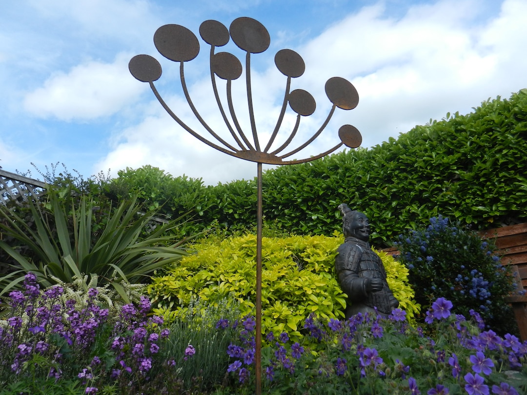 Rusty Metal Cow Parsley Sculpture / Metal Seed Head Garden Decor ...