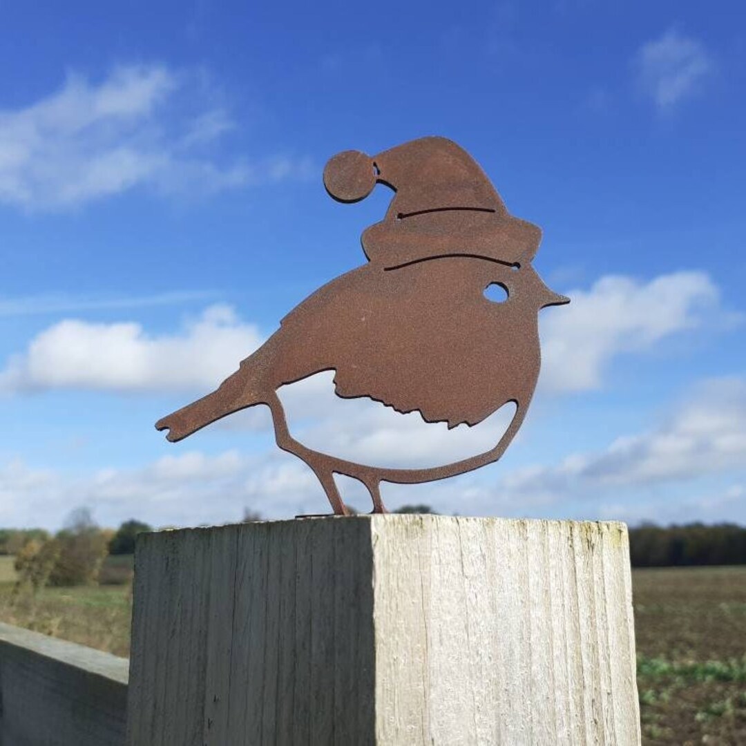 Christmas Robin Post Topper / Rusty Bird Garden Gift / Rustic Bird Gift ...
