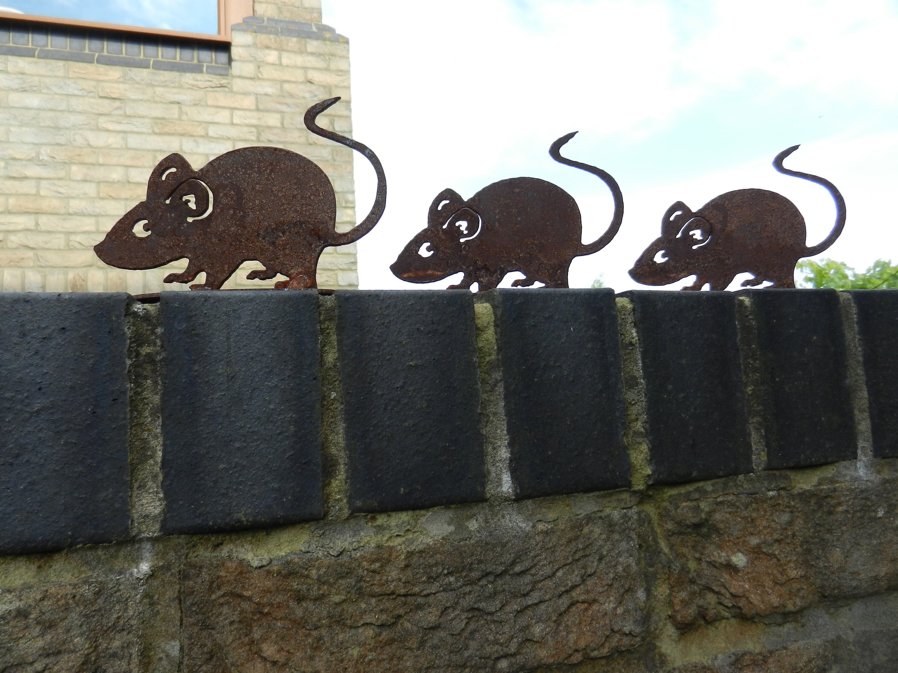 Rusty Metal Mouse Gift / Tiny Mouse Garden Gift / Metal Mice - Etsy ...