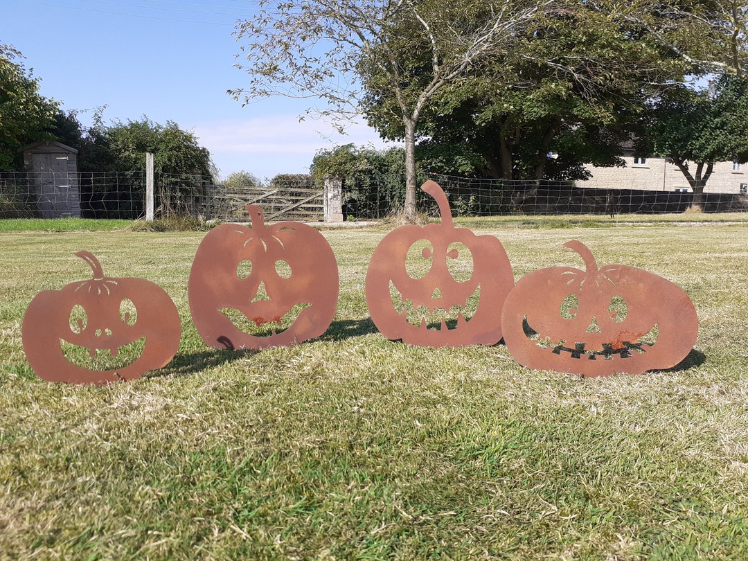 Halloween Pumpkin / Rusty Pumpkin Decoration / Halloween Decoration ...