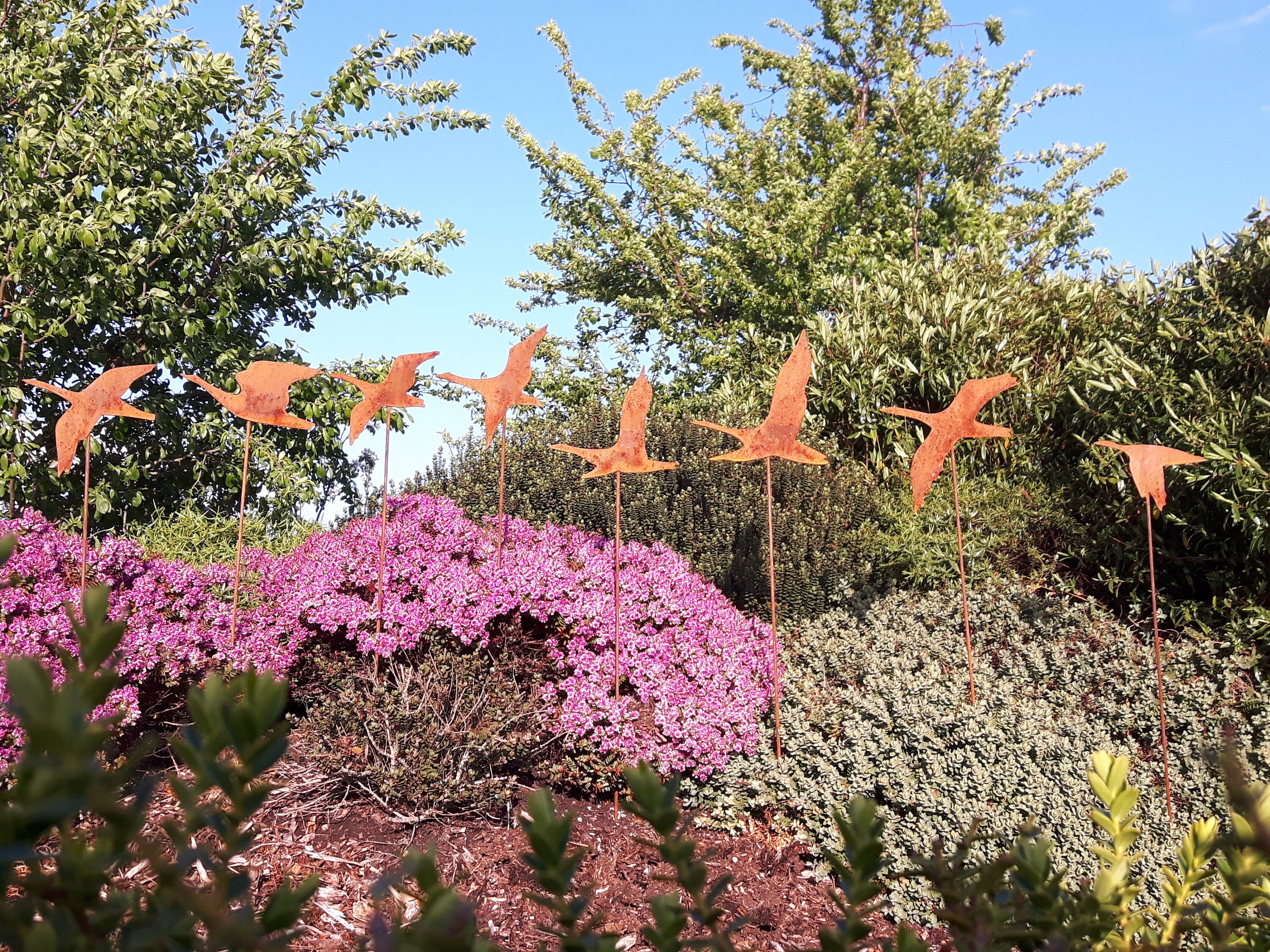 Large Flying Geese Garden Art / Rusty Metal Geese Sculpture / Swans in ...