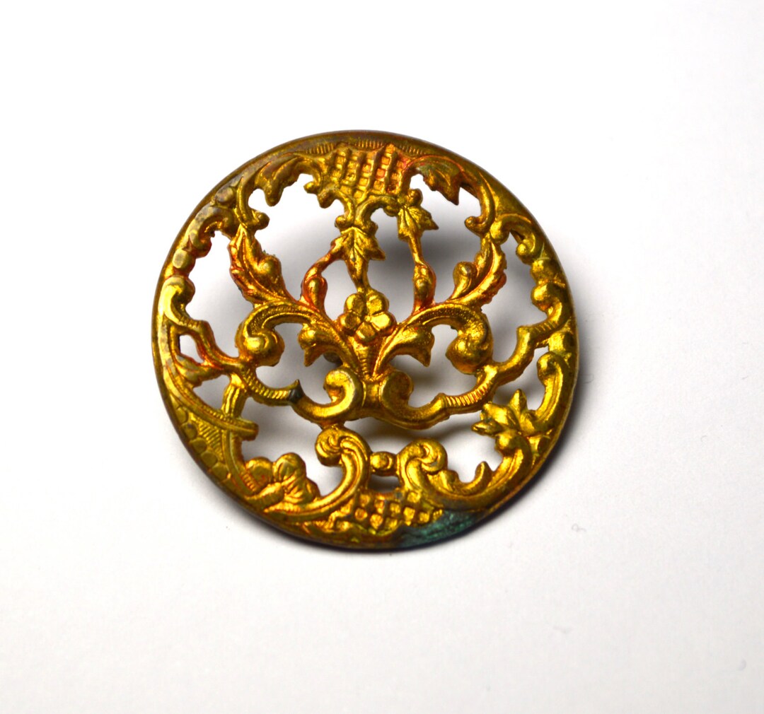 Vintage Gilt Button - Etsy
