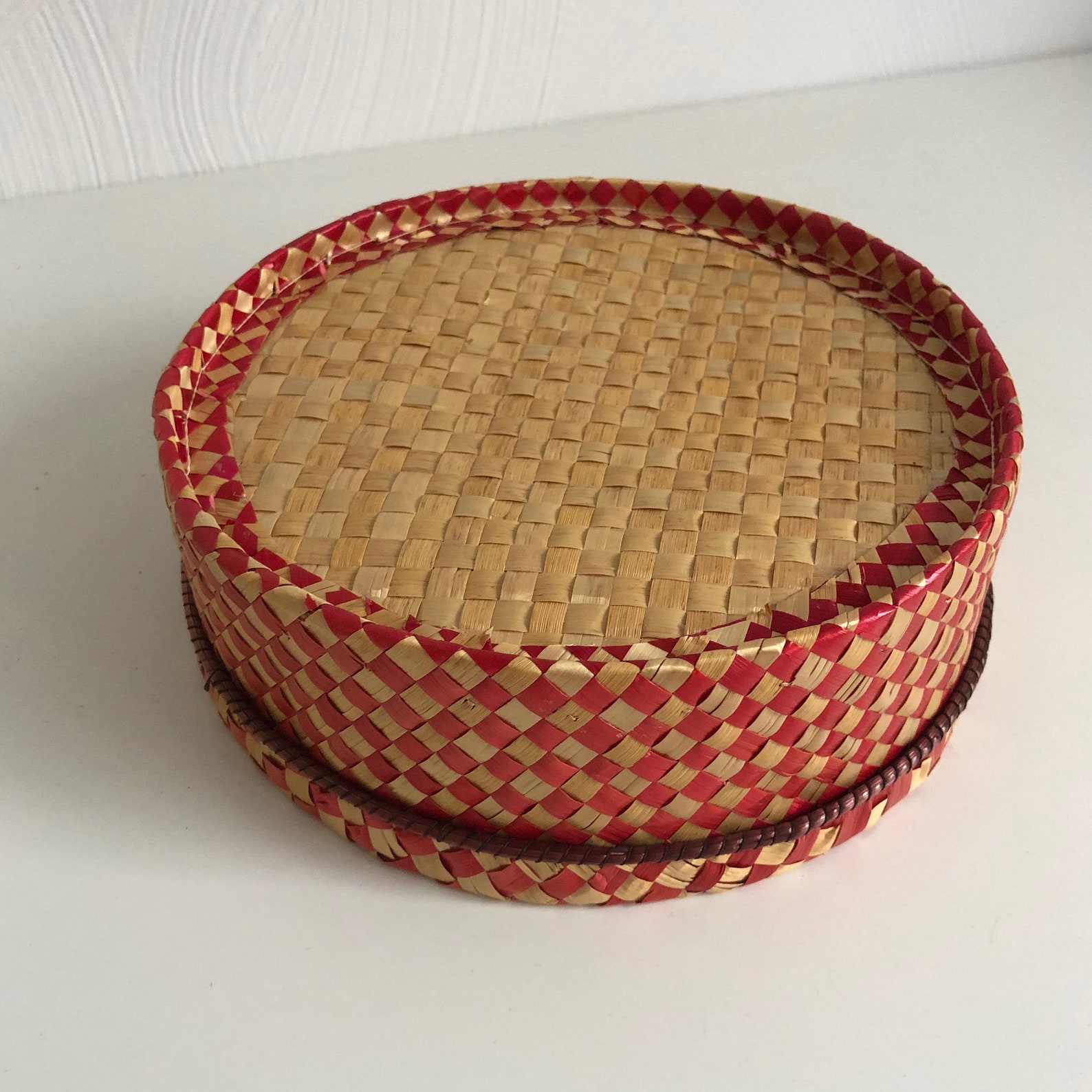 Basket With Twelve Woven Straw Multicolor Trivets - Etsy