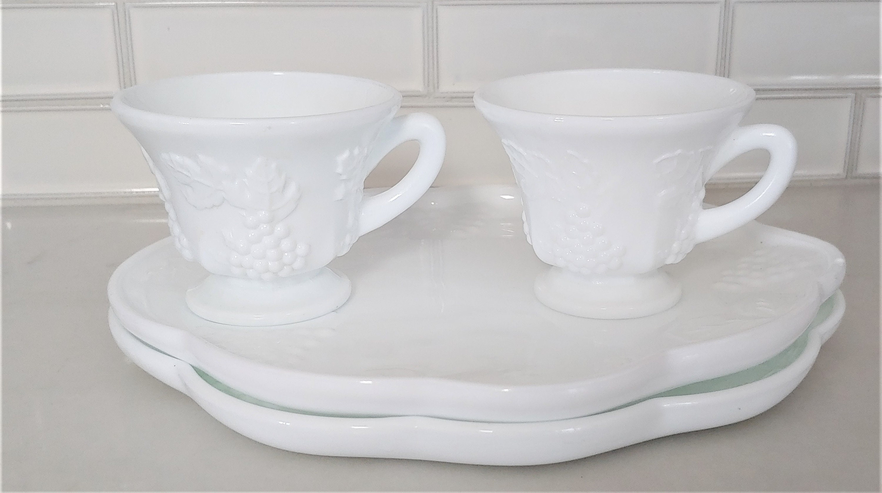 Set of 2 Colony Harvest Snack Plates and Cups With Grape Vine | Etsy