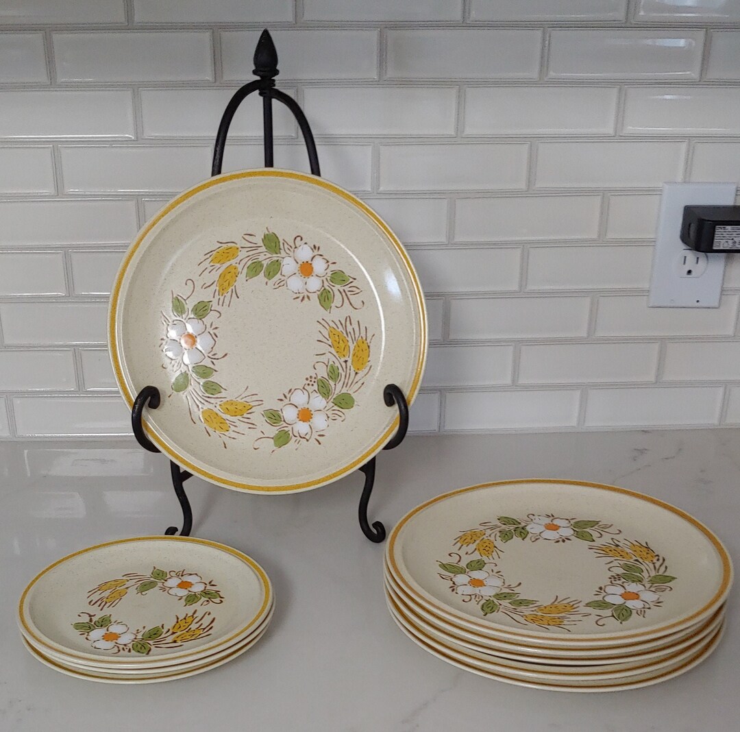 Vintage Hearthside Garden Festival Dinner and Salad Plates, Set of 6 ...