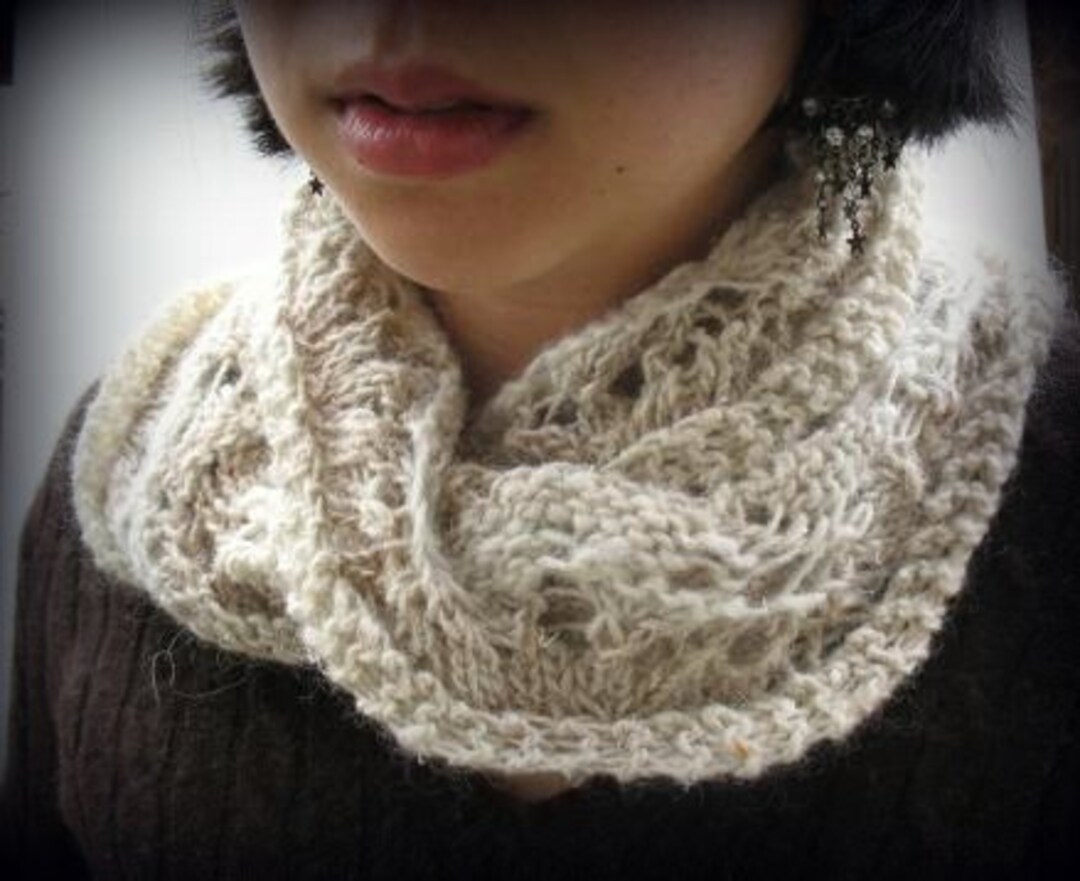 Prickle Moebius Cowl Reversible Seamless Lace Infinity Scarf Digital ...