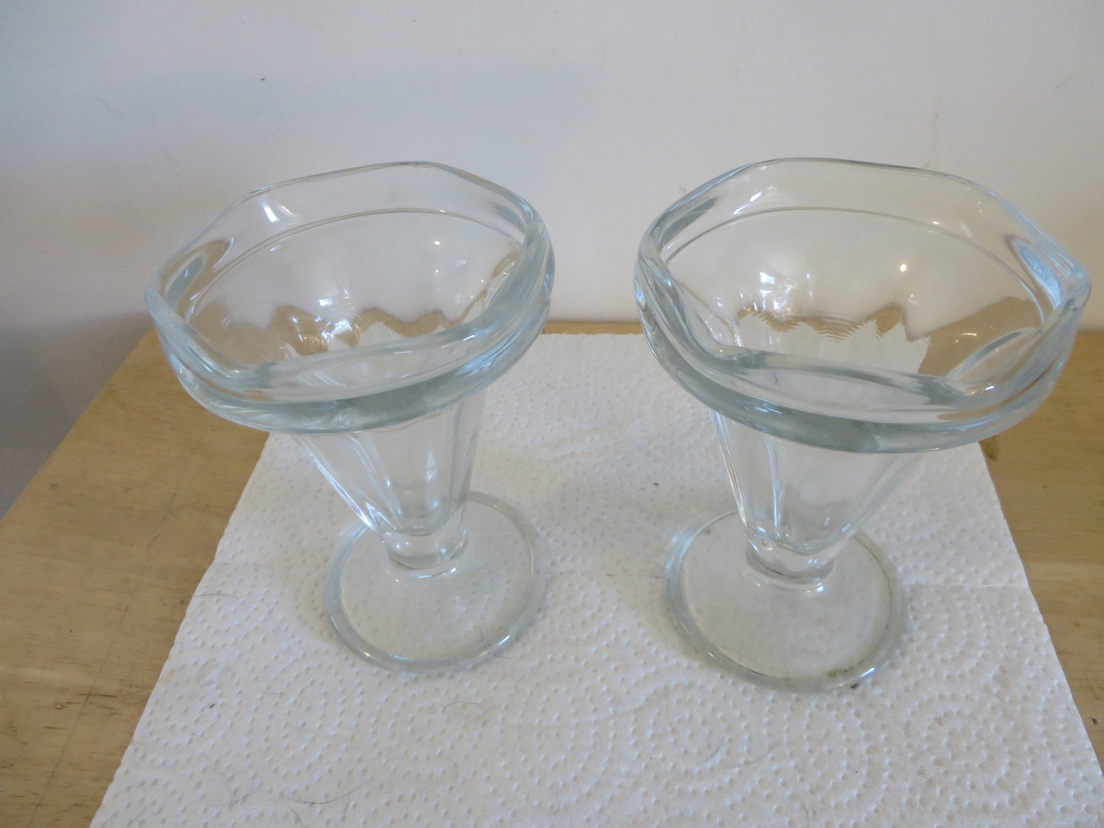 2 Vintage Clear Glass Parfait/sundae Glasses/dishes - Etsy