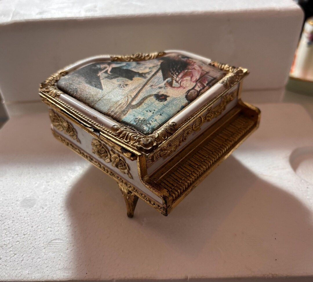 The Vintage Antique Lego Japan Bakelite Porcelain Art Deco Music Box ...