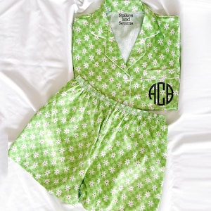 Custom Daisy Pajamas, Green Custom Pajamas, Daisy Pajamas, Bridesmaid ...