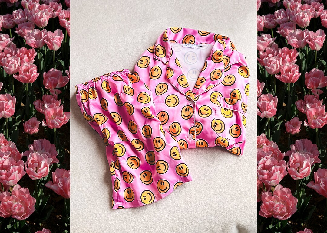 Smiley Face Pajamas, Smiley Print Pajamas, Pink Wedding Pajamas ...
