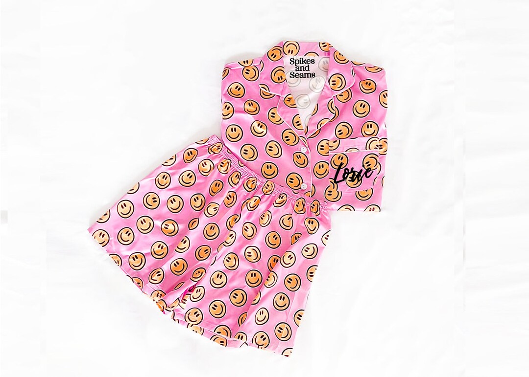 Smiley Face Pajamas Smiley Print Pajamas Pink Wedding - Etsy Smiley Face Pajamas Smiley Print Pajamas Pink Wedding - Etsy