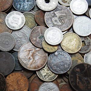 100 Old Foreign Coins Over 1 Lb. , All 70 Years Old, Dates Back to the ...