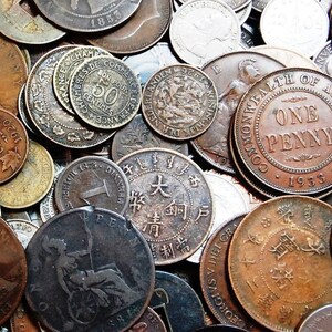 100 Old Foreign Coins Over 1 Lb. , All 70 Years Old, Dates Back to the ...