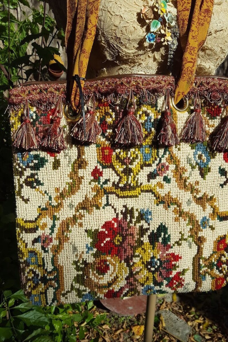 Vintage embellished multi color tapestry handbag, - Etsy 日本