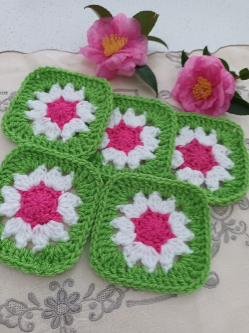 Crochet Granny Squares, Set of 5 Pink & White Crochet Flowers Squares ...
