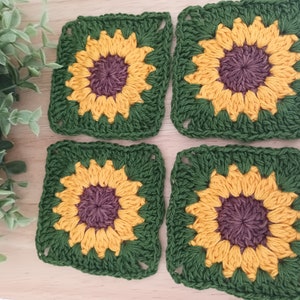 Set of 4 Crochet Sunflower Granny Squares - Dark Green Border, Flower ...